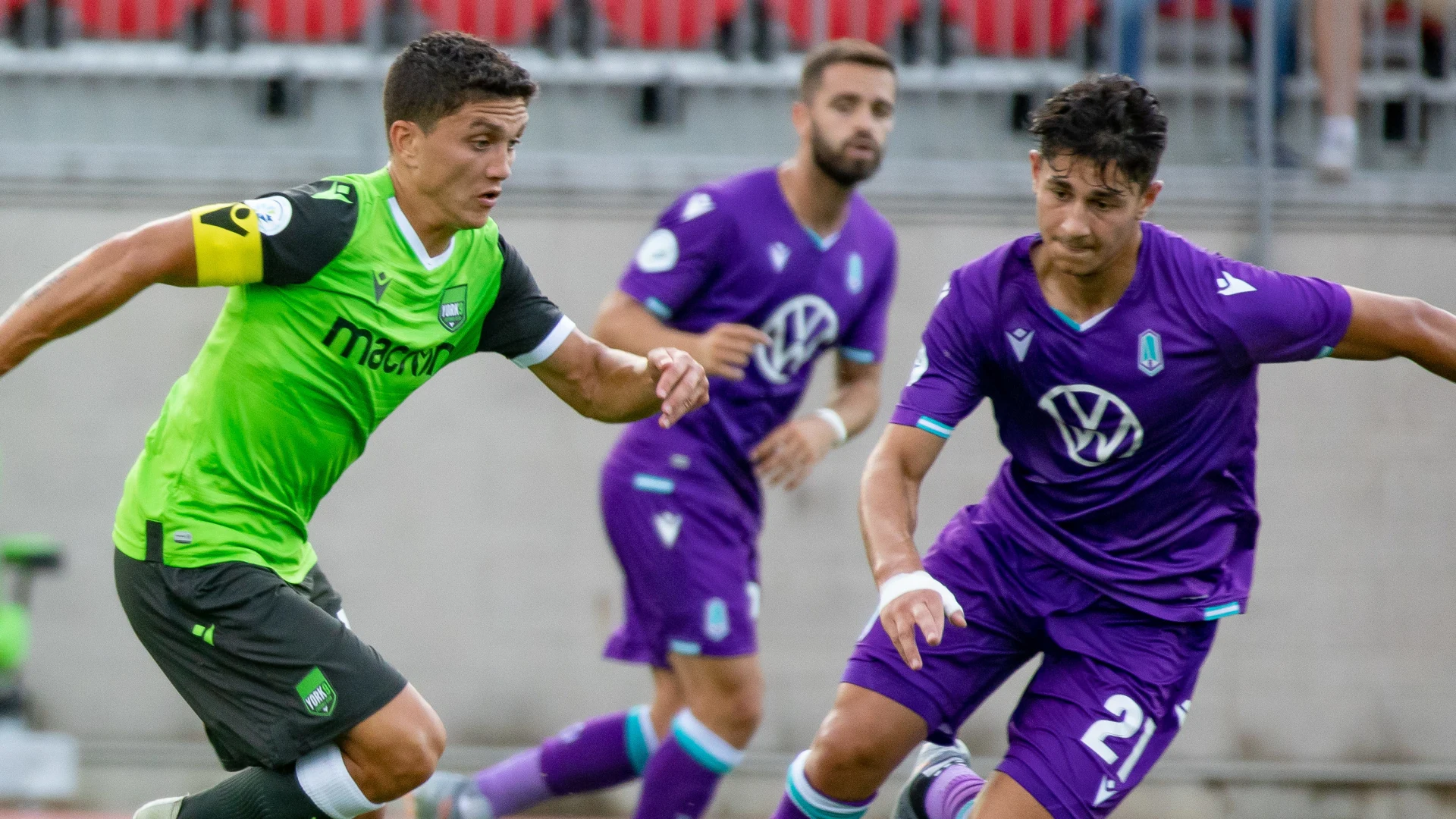 York9 FC re-signs captain Manny Aparicio for 2020 season
