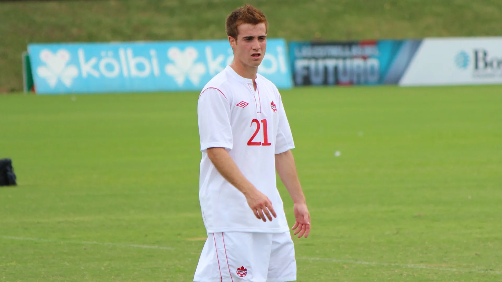 Wanderers bolster attack with signing of Canadian Alessandro Riggi